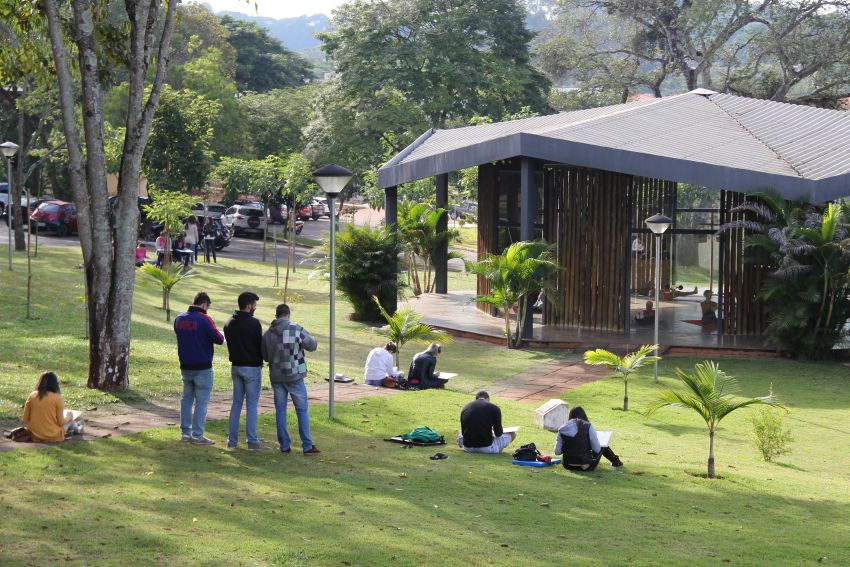 Câmpus da UFLA é utilizado para aula prática do curso de Arquitetura do ...